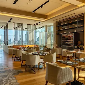 Courtyard By Marriott Colombo Hotel: 5 star Hotel with a Minimum Price ...