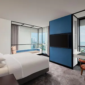 Courtyard By Marriott Colombo Hotel: 5 star Hotel with a Minimum Price ...